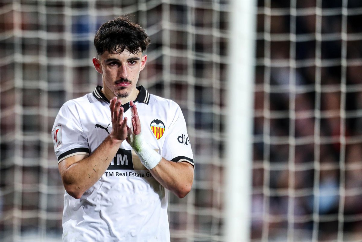 Diego López renueva con el Valencia hasta el 2027 Diego López renueva con el Valencia hasta el 2027