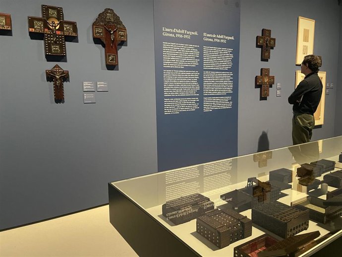 El MNAC recupera la figura del ebanista y orfebre Adolf Fargnoli en una ...