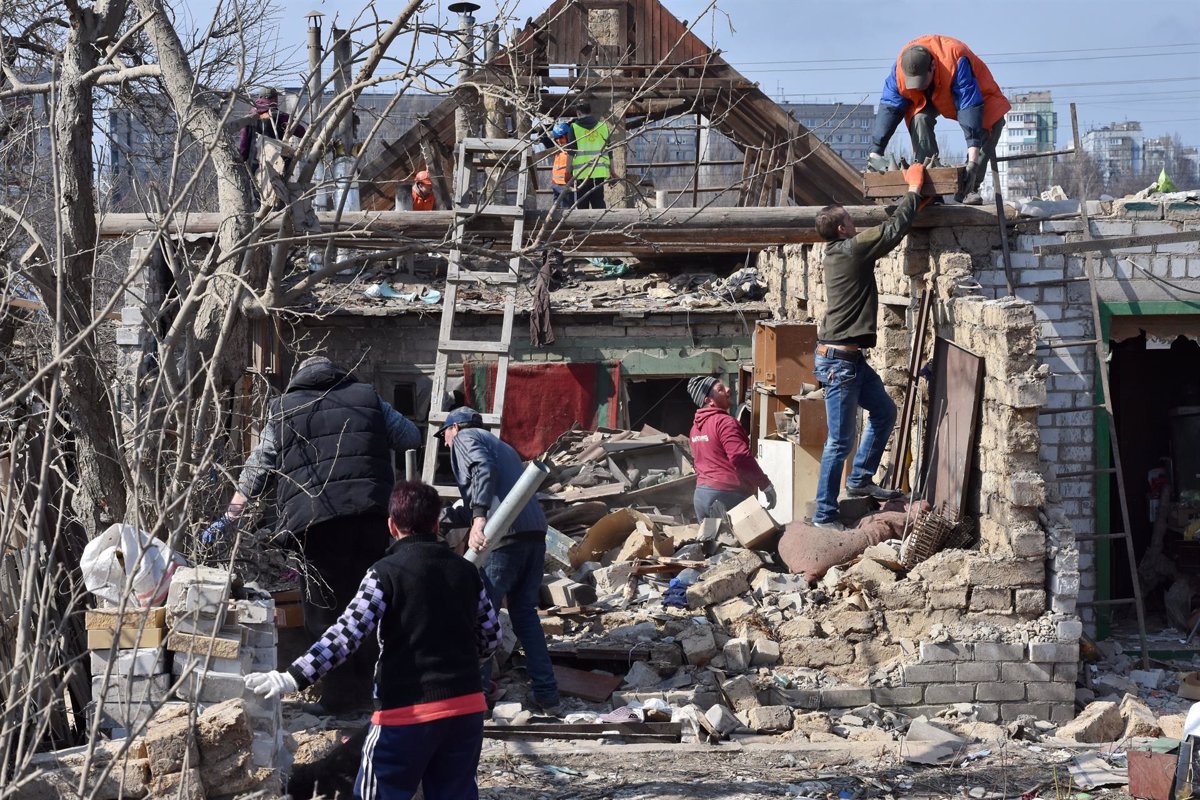Ucrania Al Menos Ocho Muertos Entre Ellos Dos Niños Y 20 Heridos En