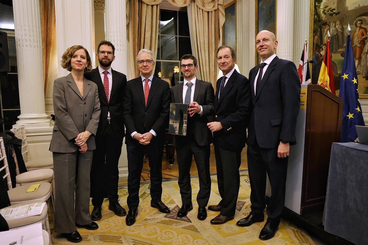 Emilio Martínez-Pañeda, galardonado por sus contribuciones al ...