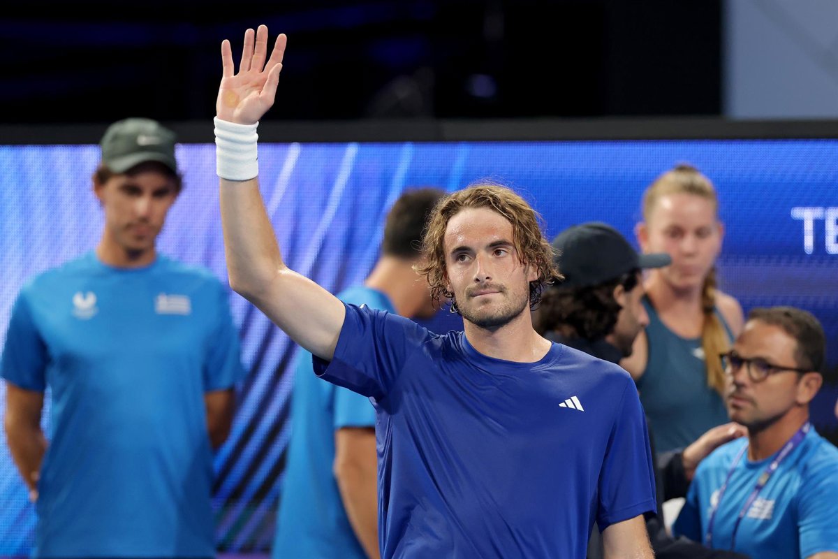 Tsitsipas conquista su primer ATP 500 en Dubái
