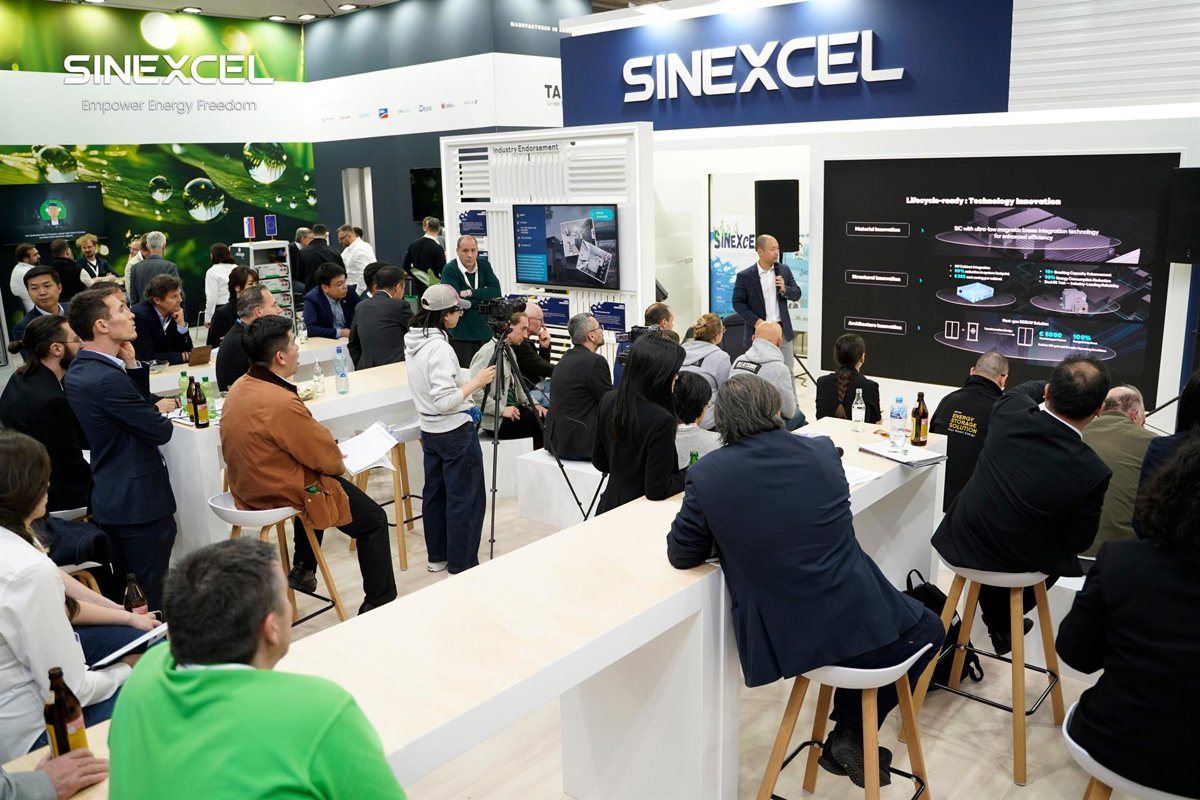 SINEXCEL Sirius 135K para C&I debuta en Intersolar Europe 2025