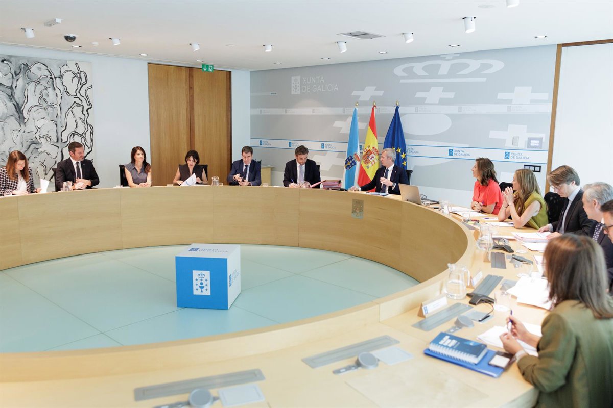 Una médica jubilada, Luar na Lubre, Freixanes, Pérez Nieto y la ...