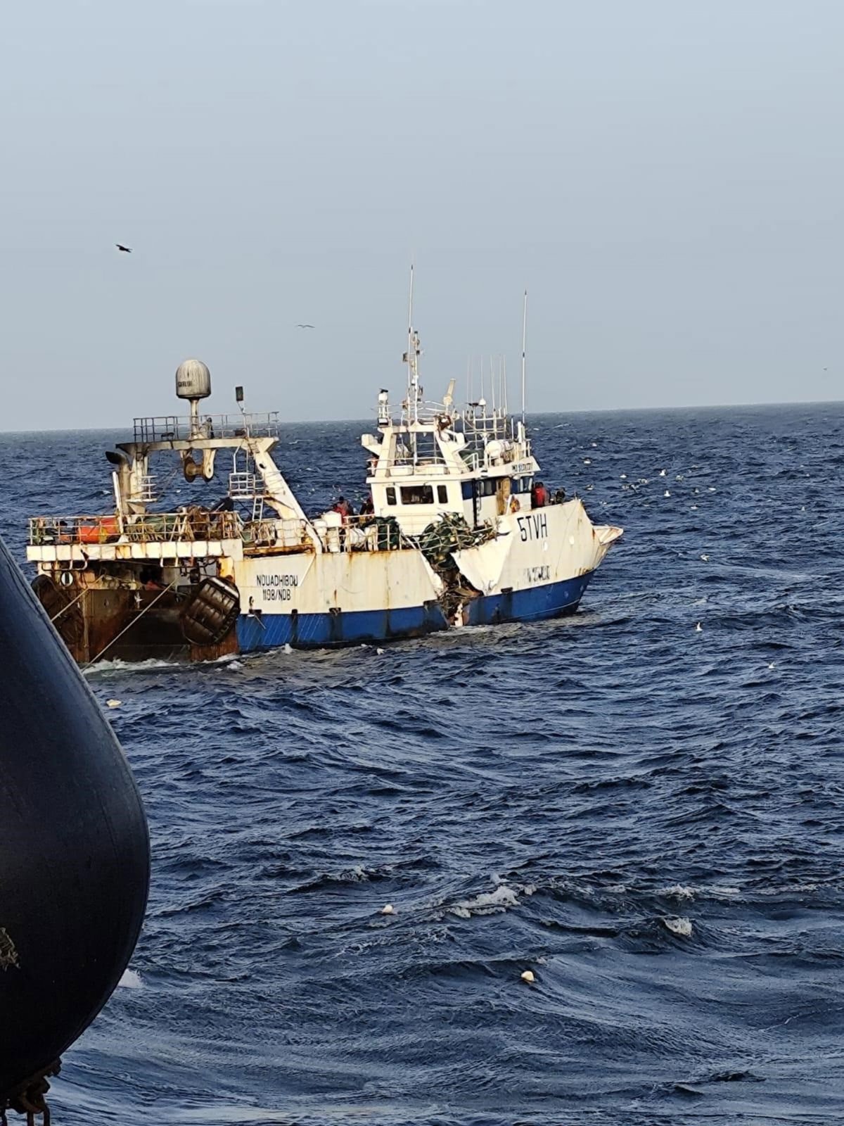 Un operador de máquinas de Huelva, entre los españoles rescatados al hundirse un barco en aguas ...