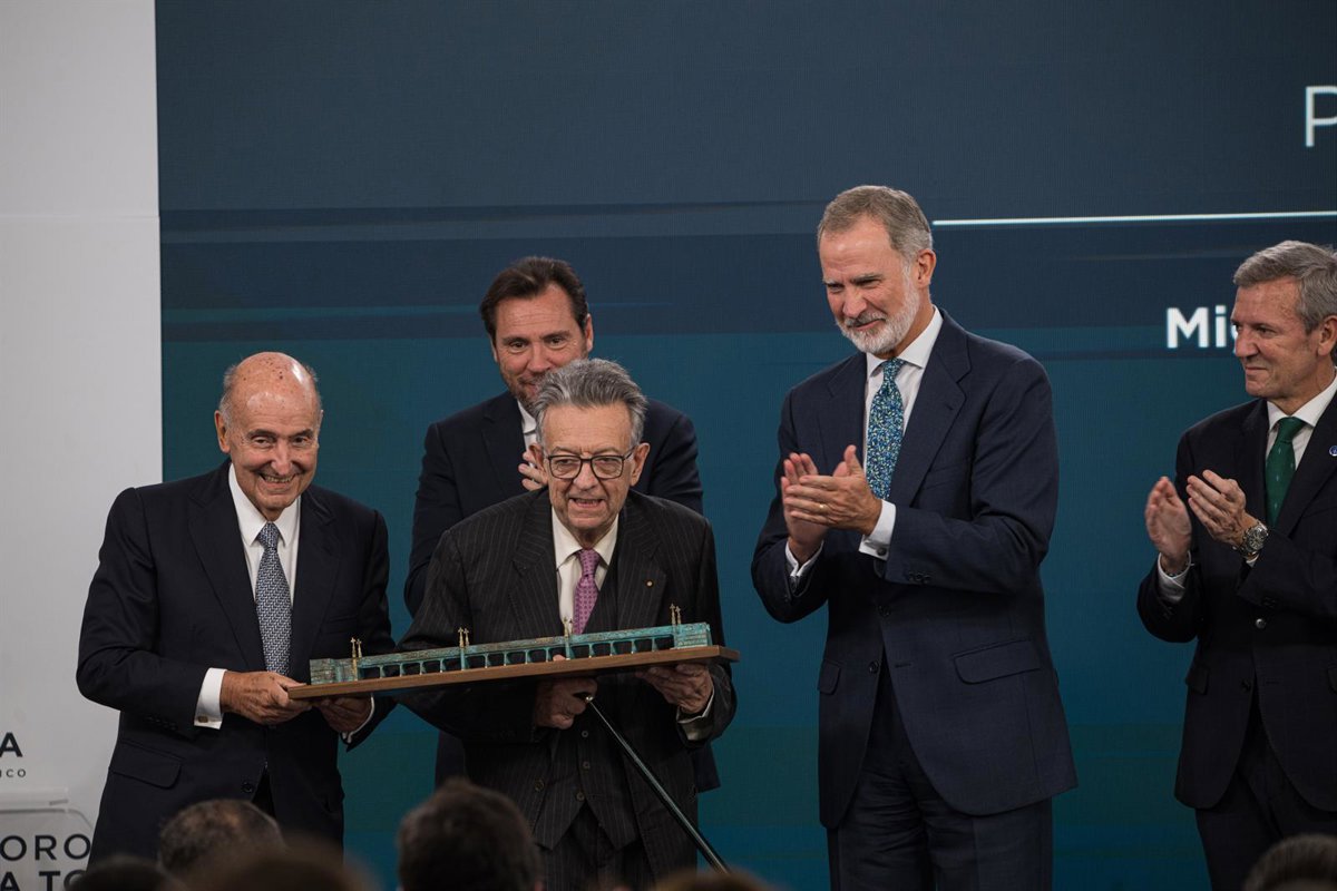 Miquel Roca pone en valor la vigencia de la Constitución, que "hoy ...