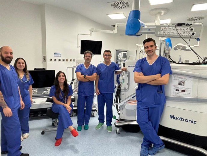L'Hospital Arnau de Vilanova amplia l'ús de la cirurgia robòtica al ...