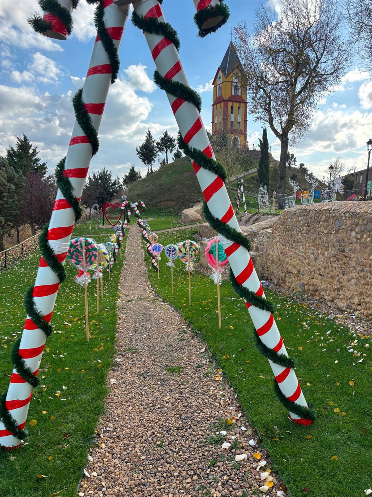 Almanza (León), único 'Pueblo Europeo de la Navidad' de CyL, enciende ...